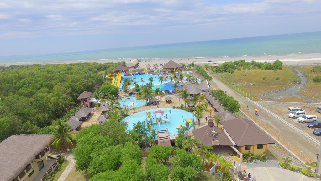 Aquatica Marina Water Park | Resort Swimming Pool