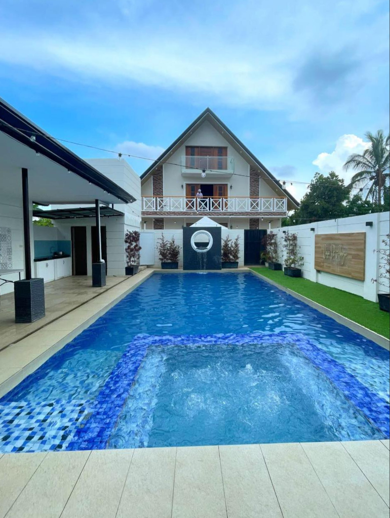 Casa De Alonzo | Resort Swimming Pool