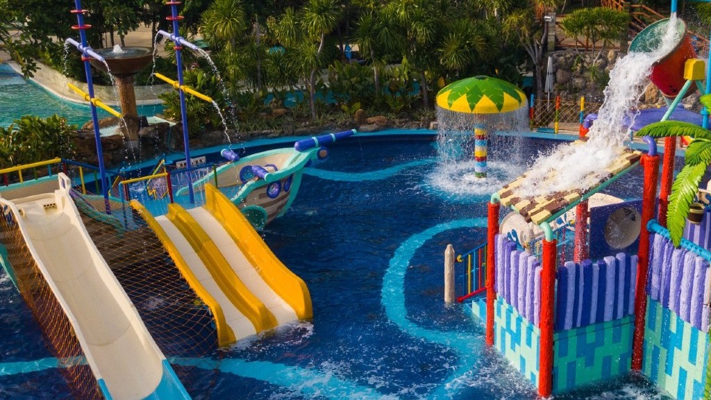 Jpark Island Resort & Waterworld Cebu | Resort Swimming Pool