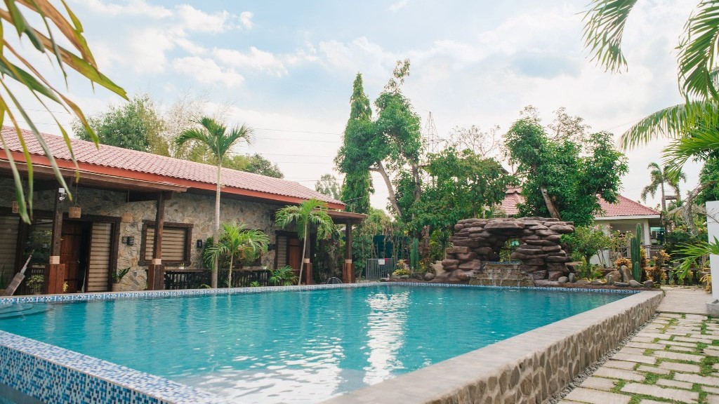 Manabat's Farm | Resort Swimming Pool