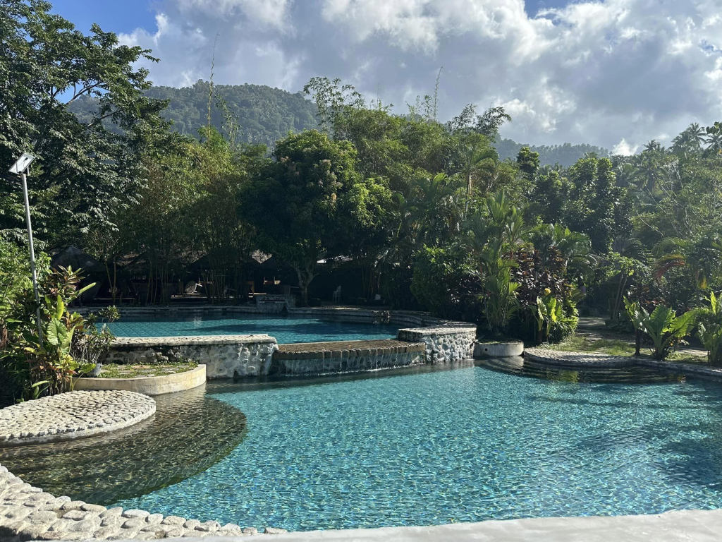 Modesta Resort | Resort Swimming Pool