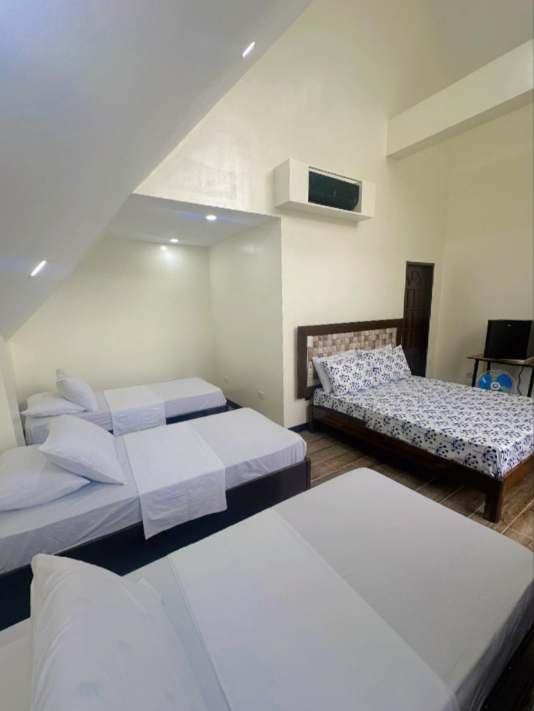 Modesta Resort | Resort Swimming Pool