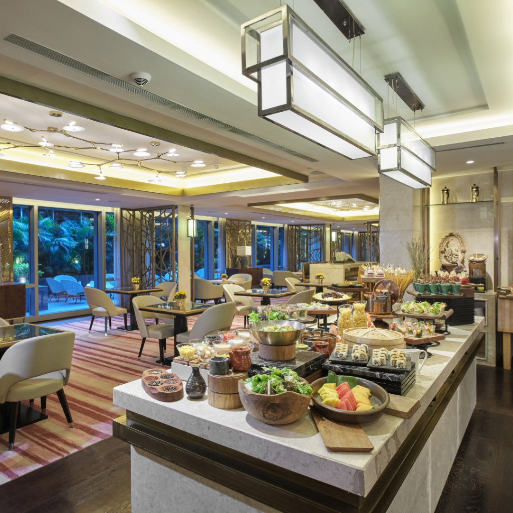 Newport World Resorts | Resort Swimming Pool