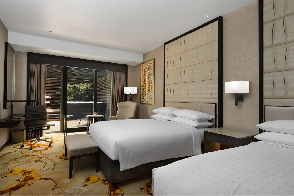 Newport World Resorts | Resort Swimming Pool