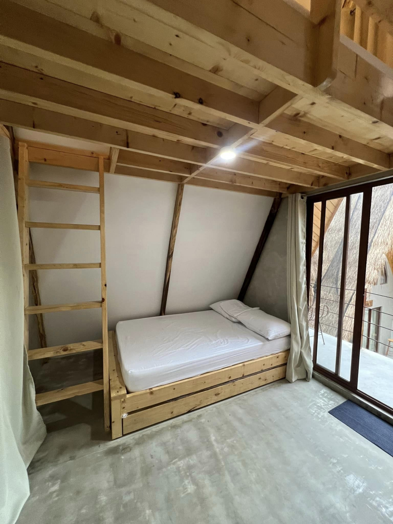 Paradise Point Liwa | Resort Swimming Pool