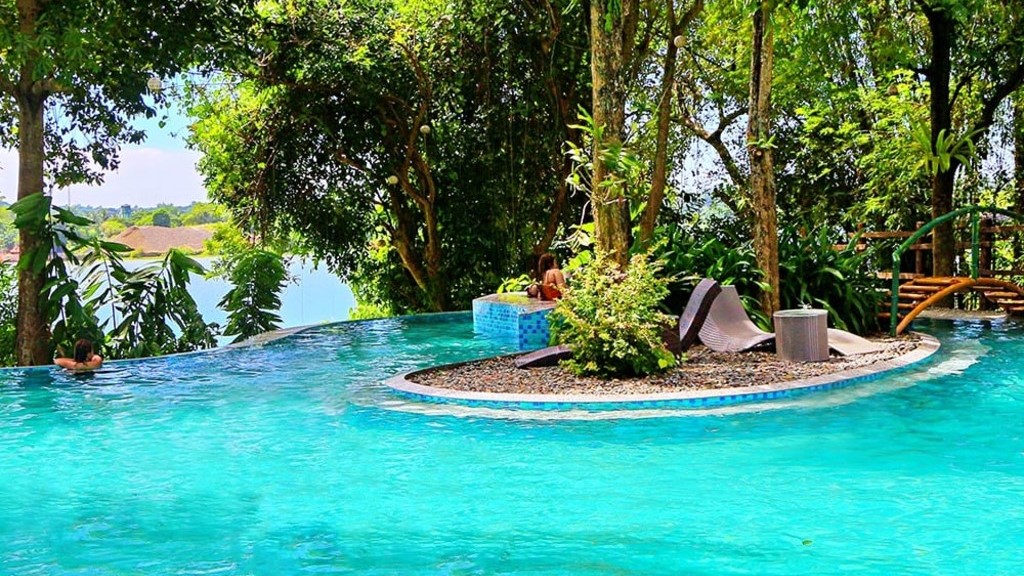 San Rafael River Adventure | Resort Swimming Pool