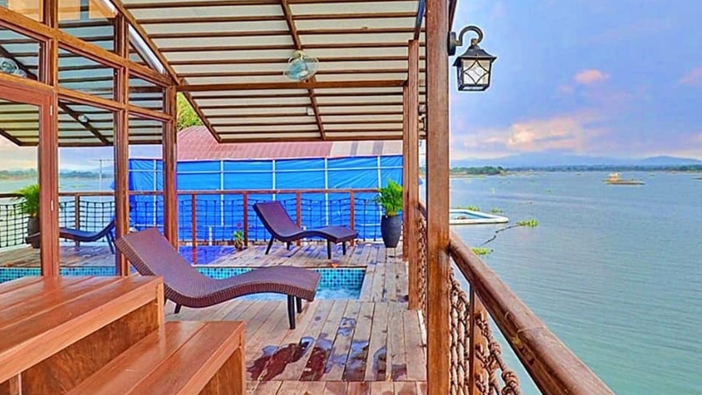 San Rafael River Adventure | Resort Swimming Pool