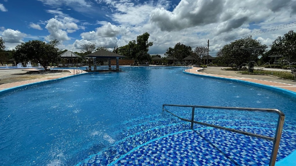 SMV Mango Farm Resort | Resort Swimming Pool