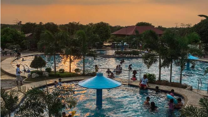 SMV Mango Farm Resort | Resort Swimming Pool