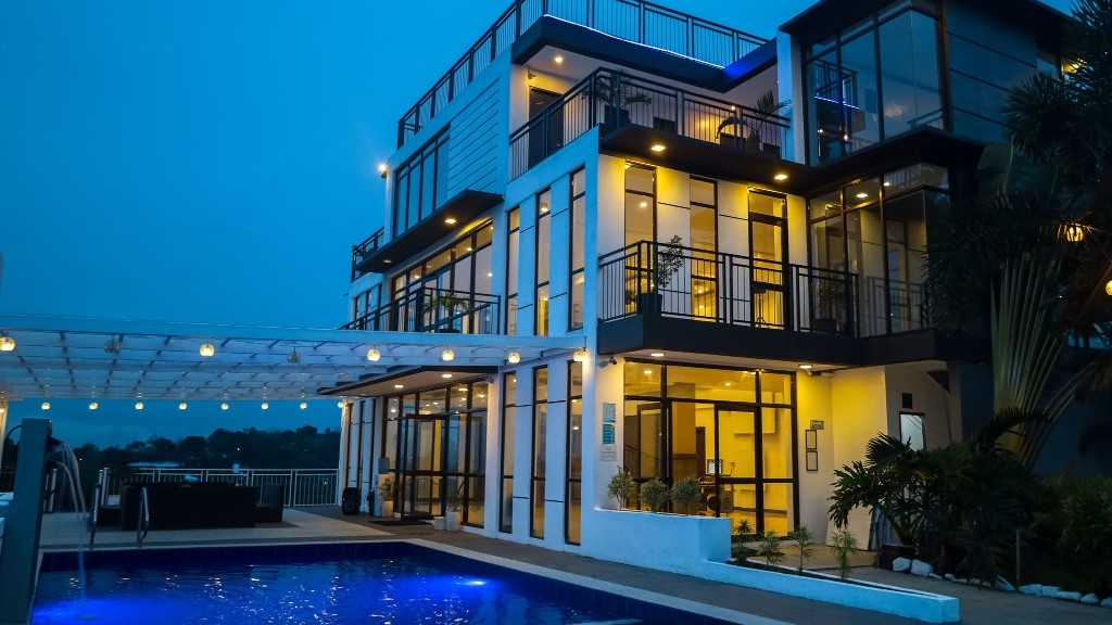 Tyvo Resort | Resort Swimming Pool