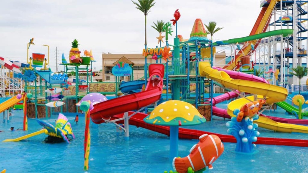 WaterWorld Cebu | Resort Swimming Pool