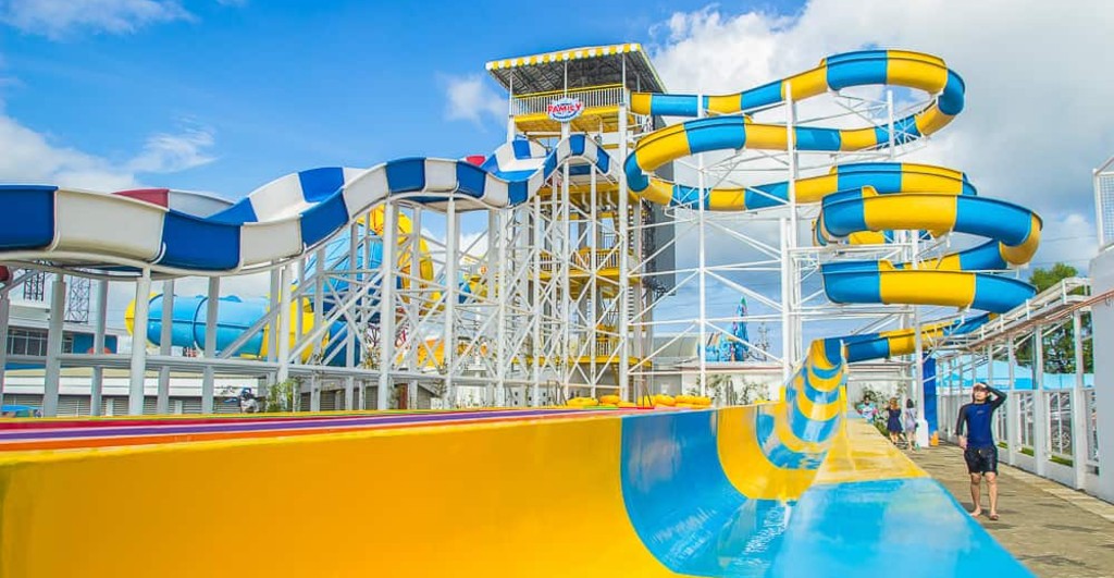 WaterWorld Cebu | Resort Swimming Pool